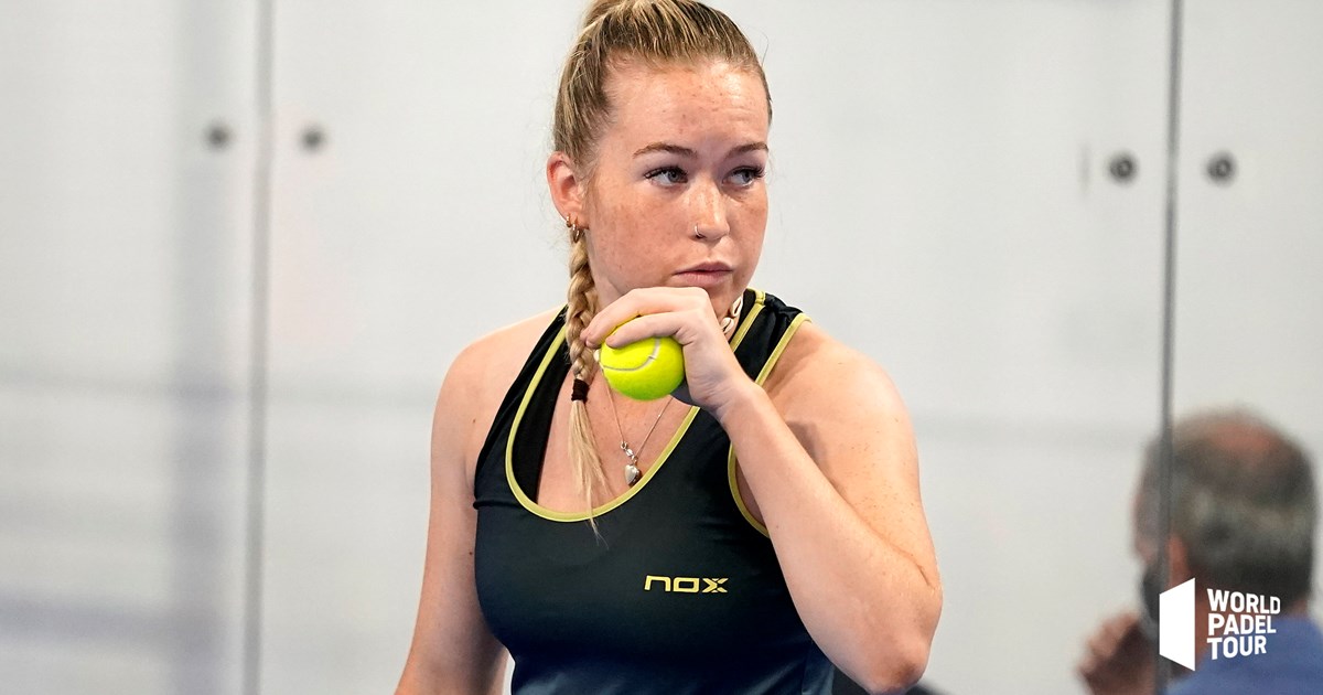 Tia Norton wins Padel Award
