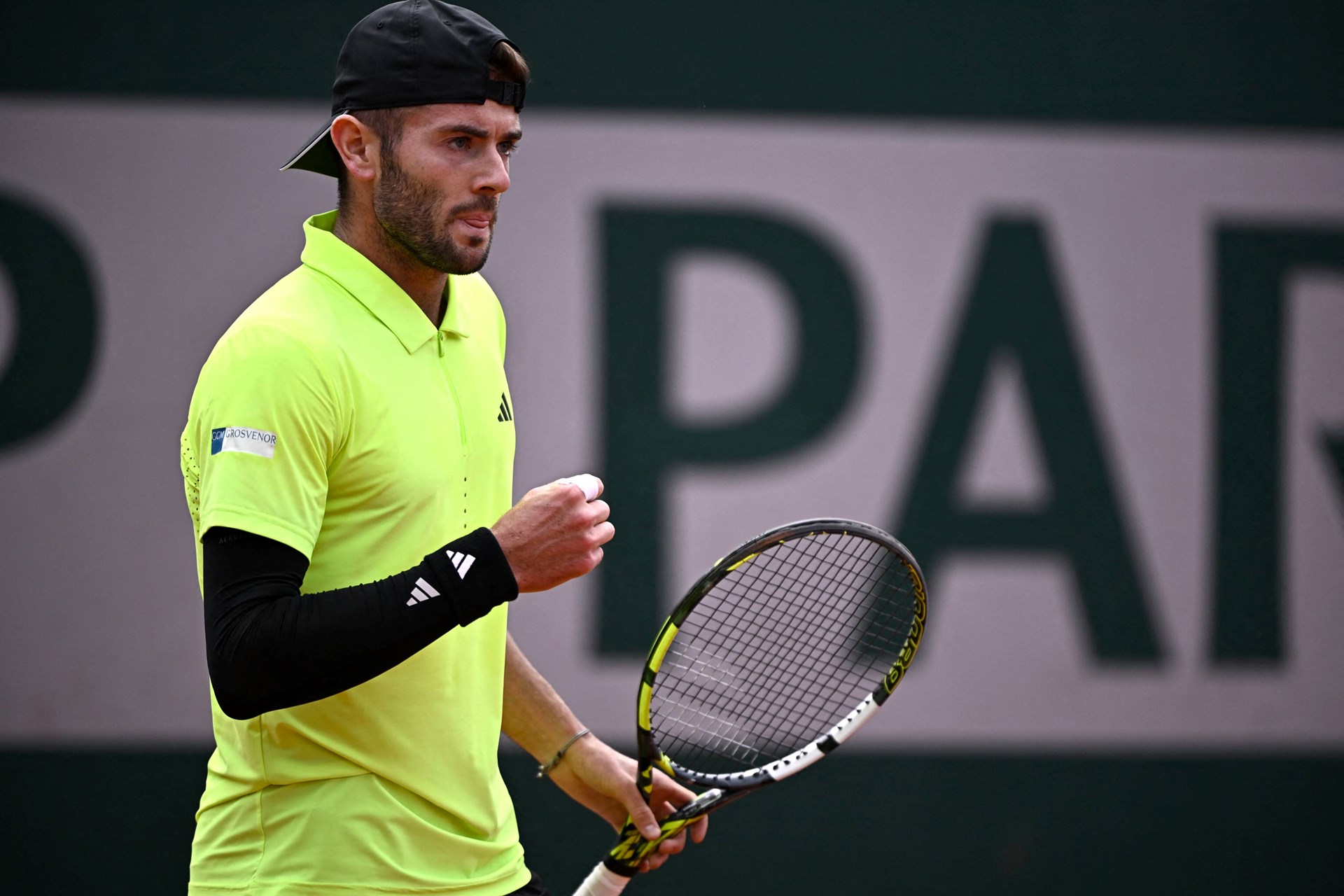 Roland Garros 2025: Jacob Fearnley knocks out former champion Stan Wawrinka
