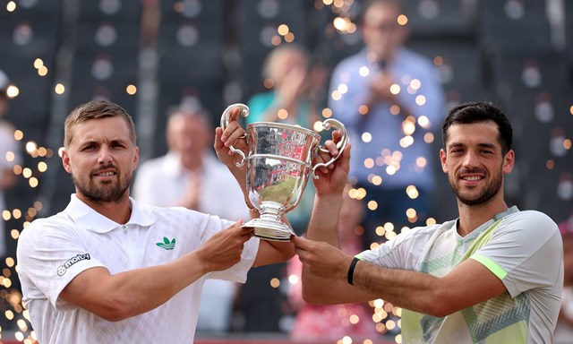 Julian Cash & Lloyd Glasspool clinch Tokyo Open doubles title | LTA