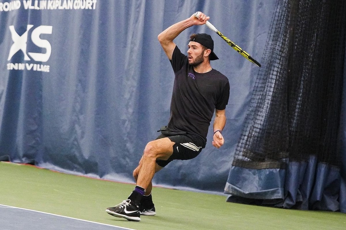 Fearnley does the double, Murray reaches Tokyo final, junior success